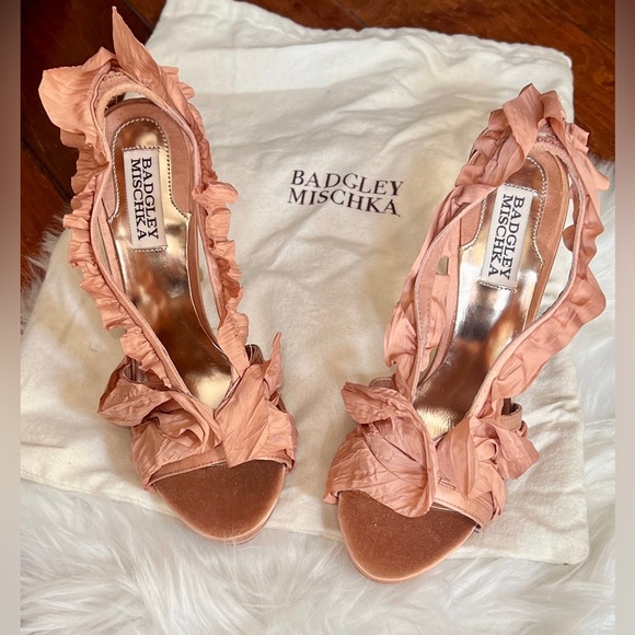Badgley Mischka | Shoes | Badgley Mischka Satin Ruffled Pink Platform ...